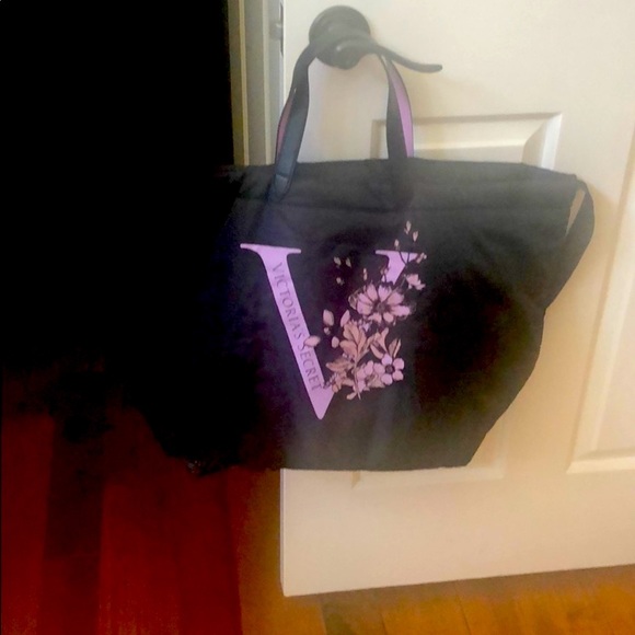 Victoria's Secret | Bags | Nwt Vs Tote Weekender | Poshmark